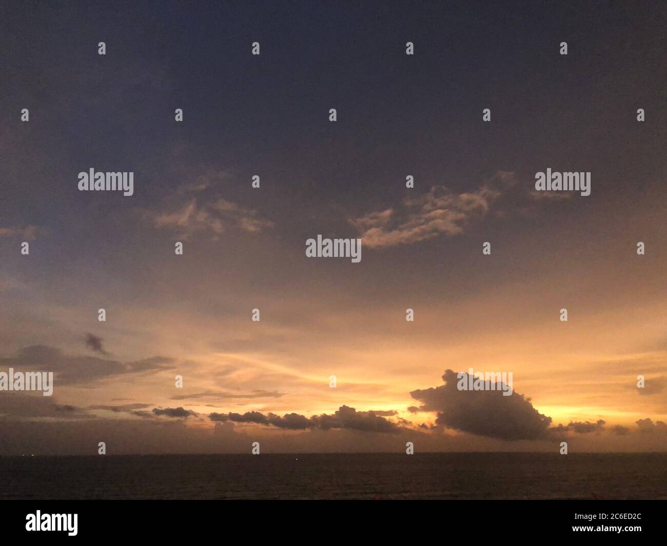 6 pm sunset hi-res stock photography and images - Alamy