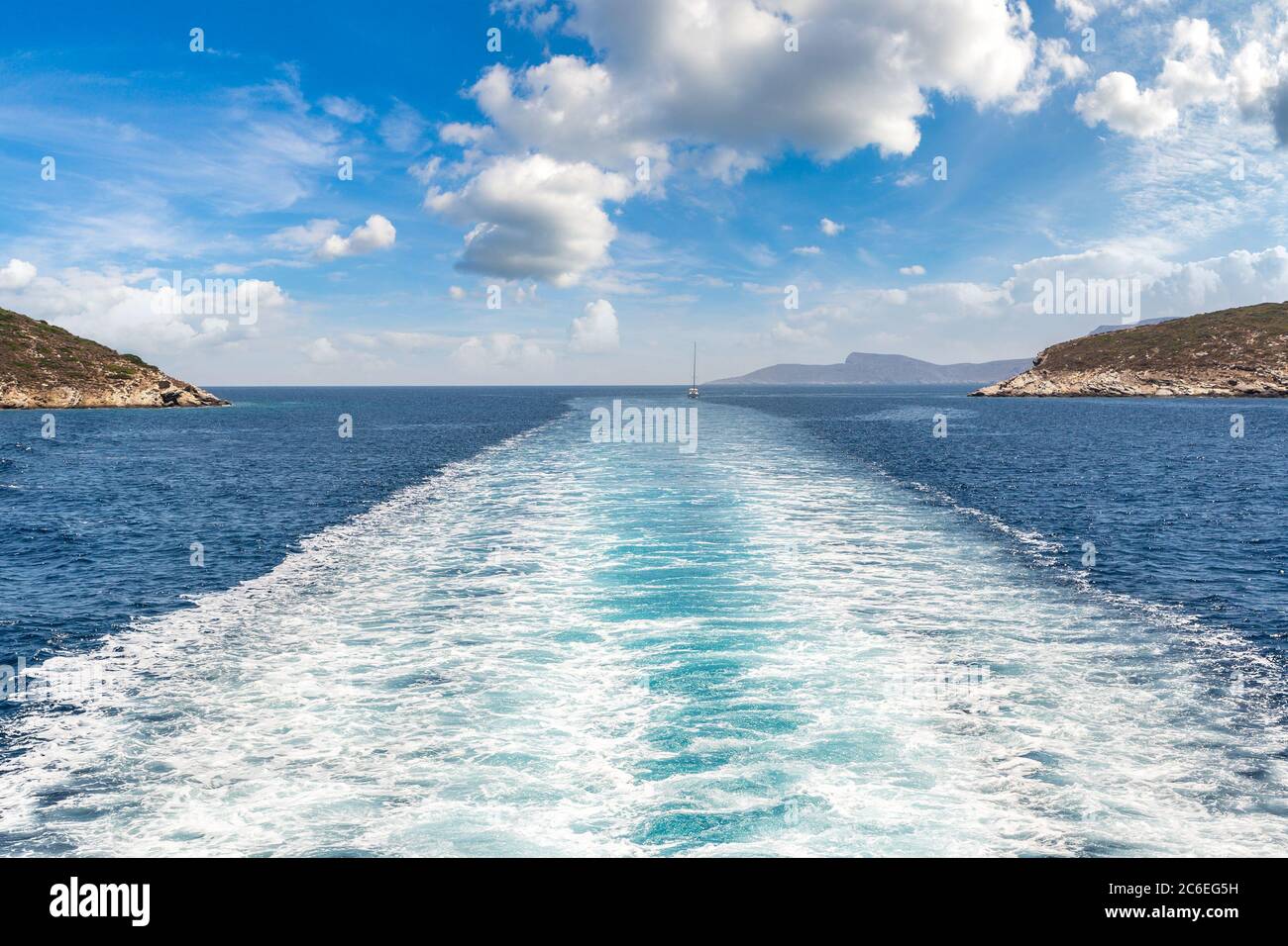 Trace of cruise liner hi-res stock photography and images - Alamy