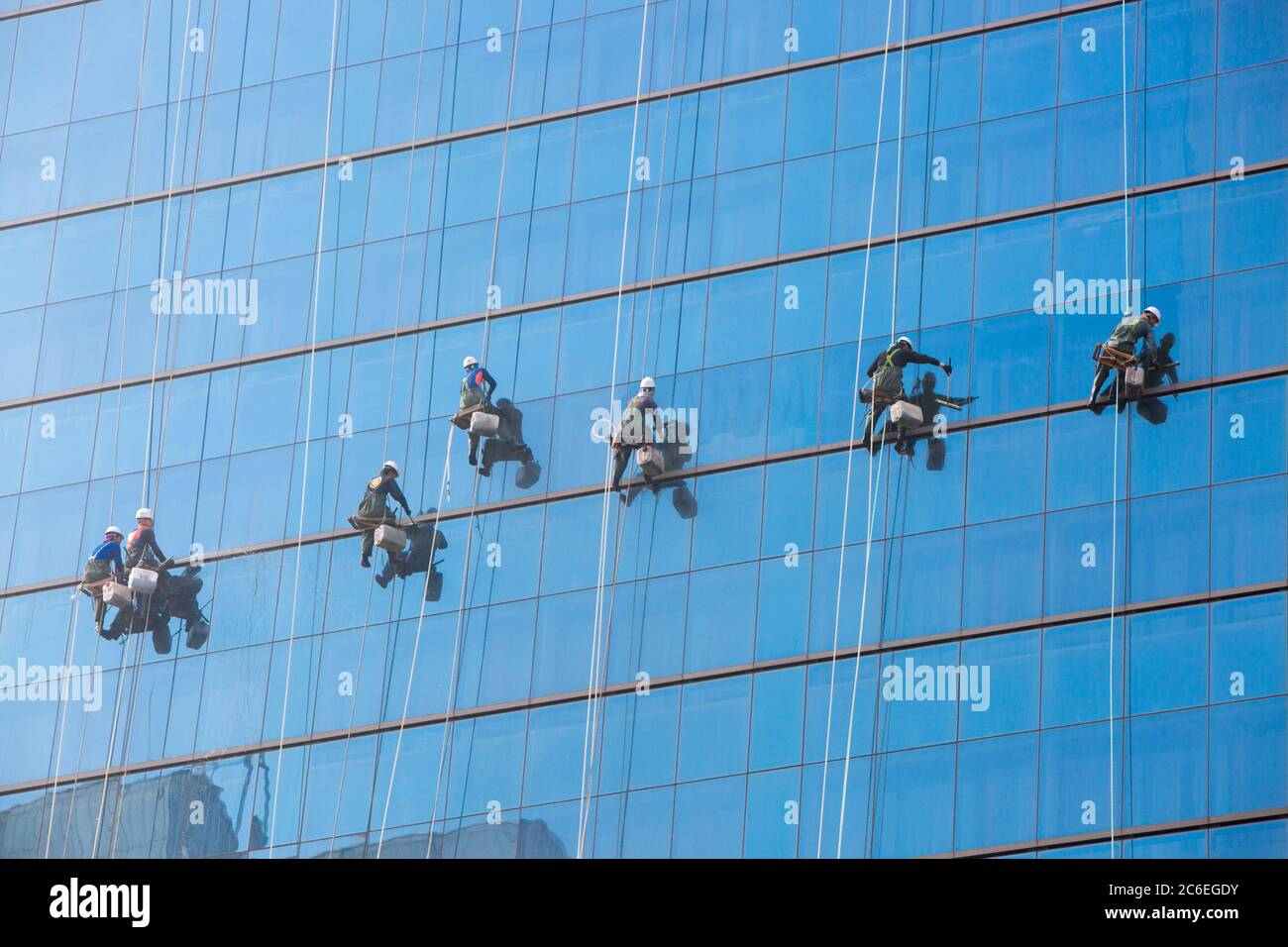 High Rise Window Washers Seoul Korea Stock Photo - Alamy