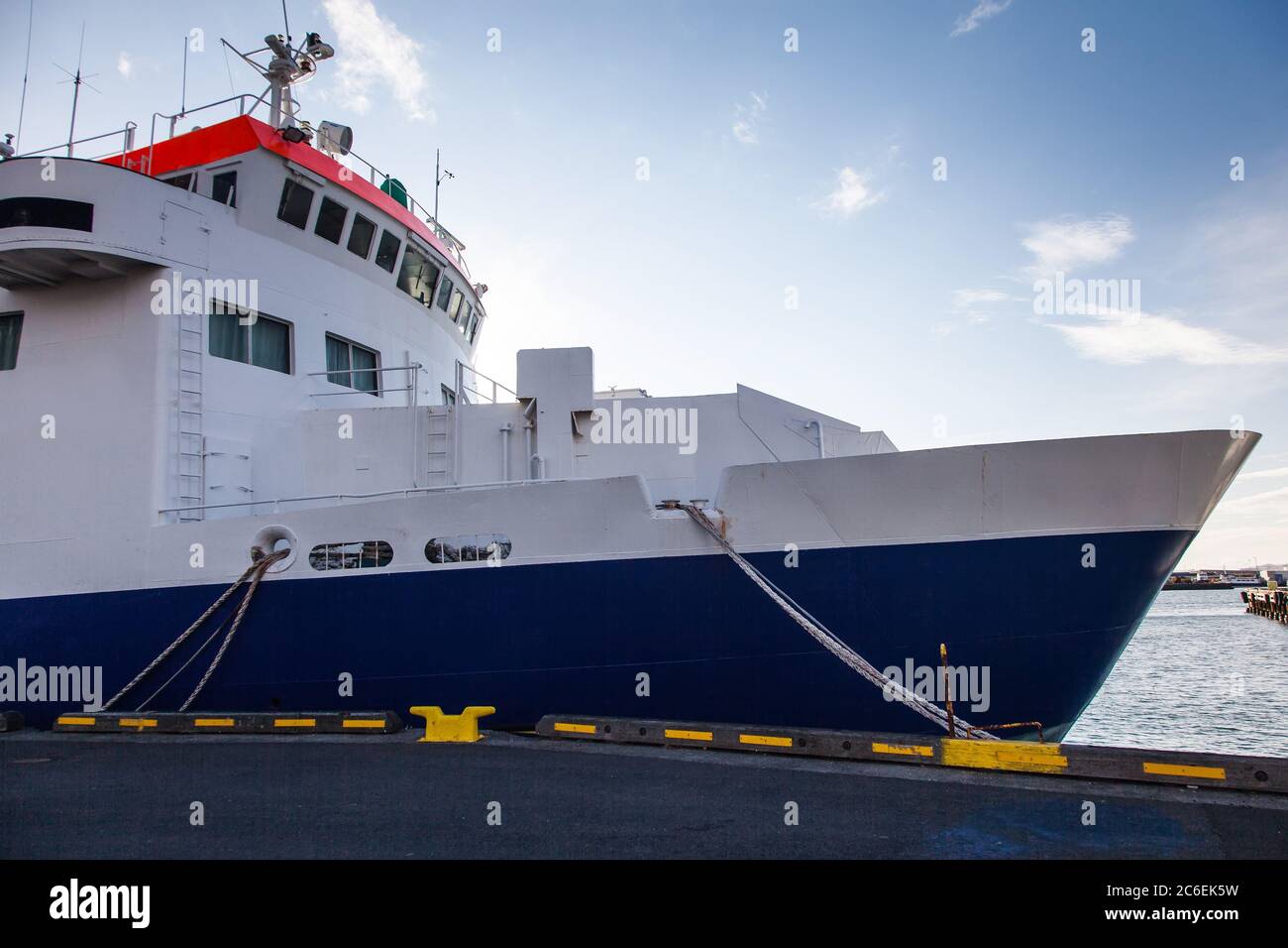 Ship mooring - view of a bow Stock Photo - Alamy