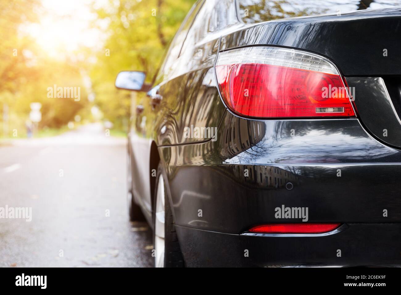 Black sedan hi-res stock photography and images - Alamy