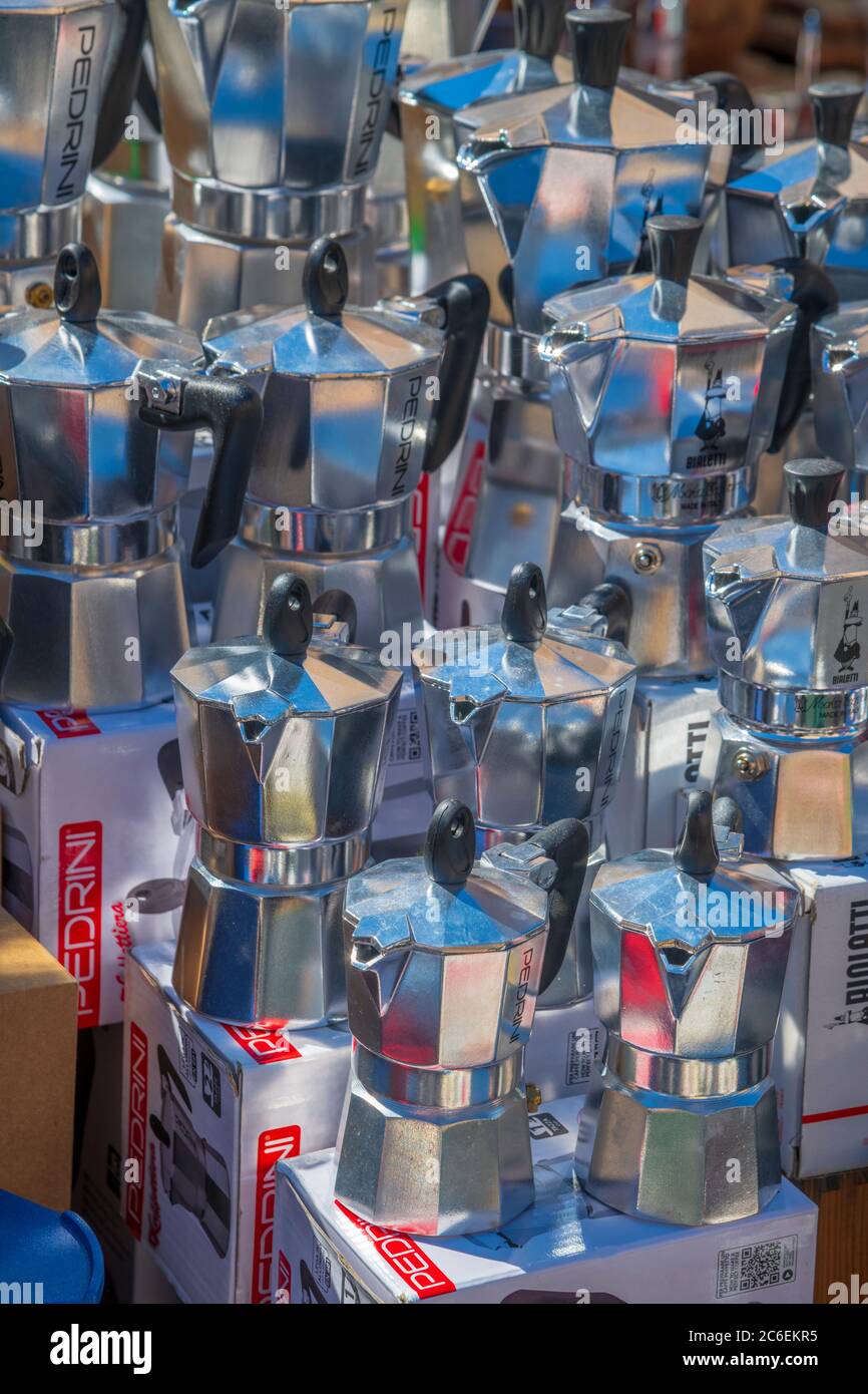 Coffee pots hi-res stock photography and images - Alamy