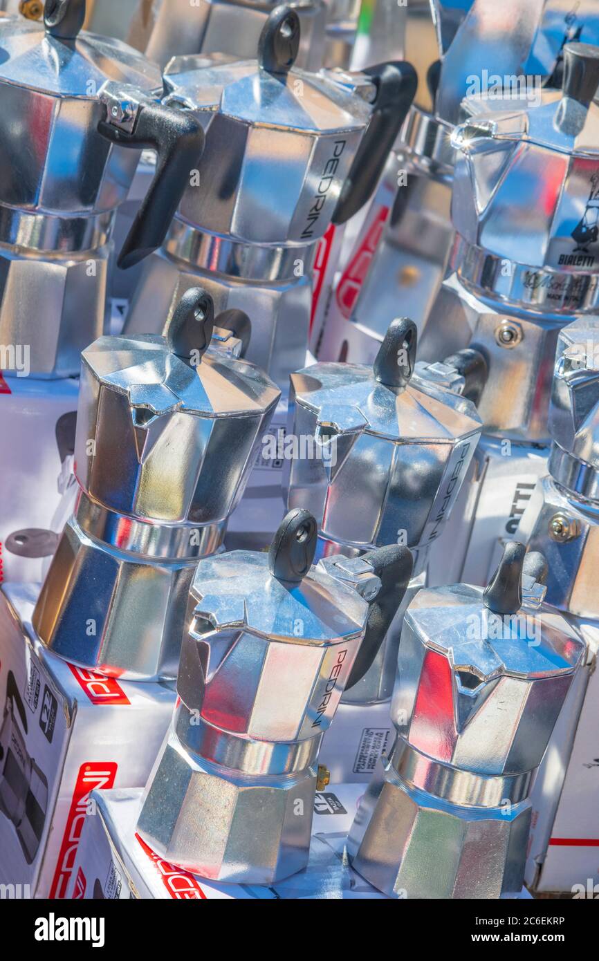 Coffee pots hi-res stock photography and images - Alamy