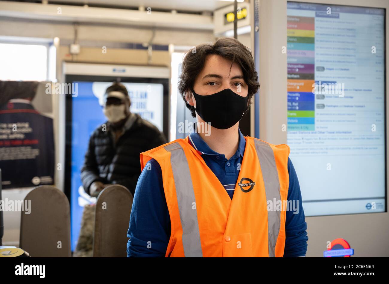Tfl staff hi-res stock photography and images - Alamy