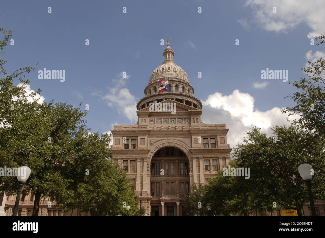 Us capitol building flag hi-res stock photography and images - Alamy