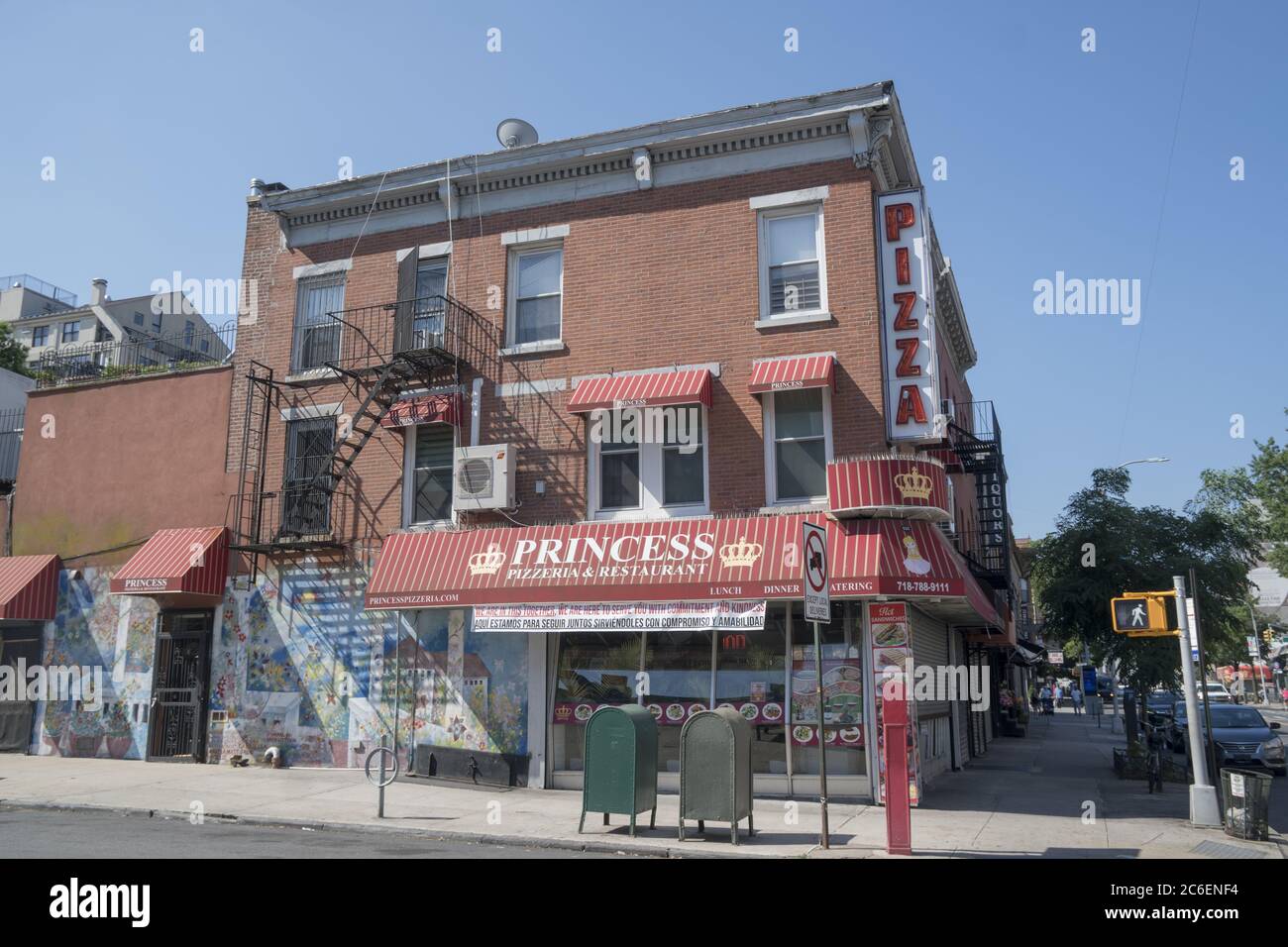 14th street pizza hi-res stock photography and images - Alamy