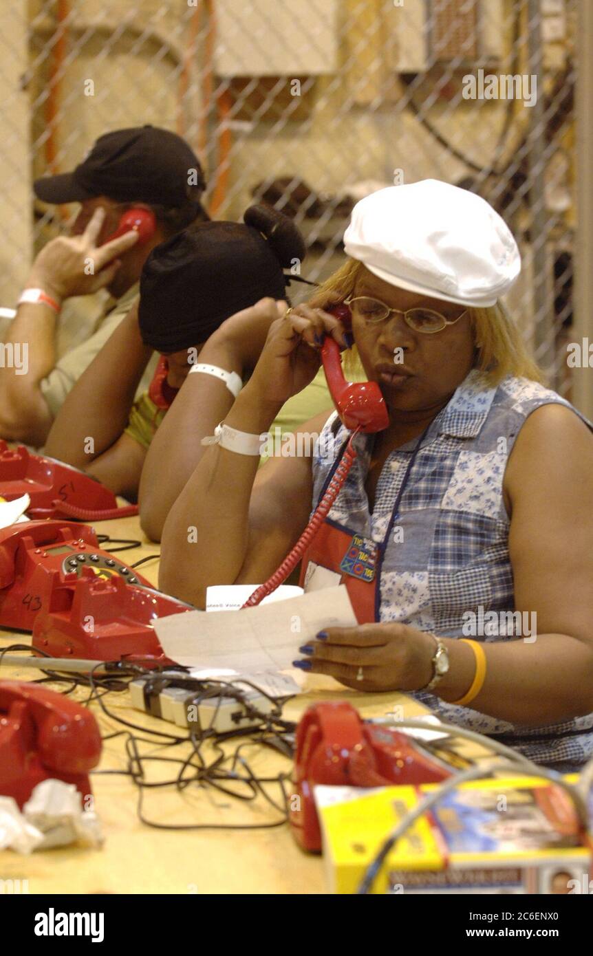 Hurricane katrina aid hi-res stock photography and images - Alamy