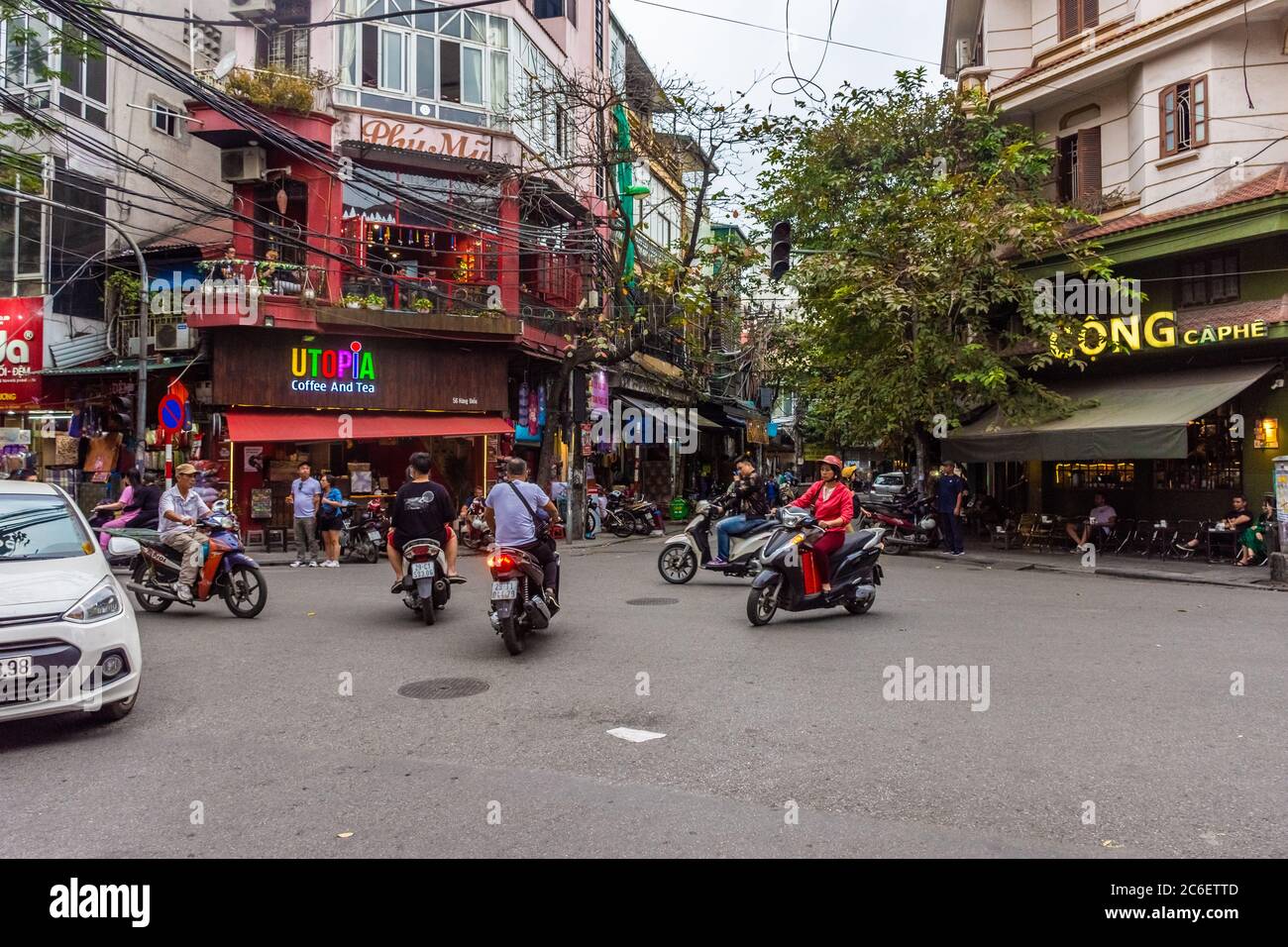 HANOI, VIETNAM, 4 JANUARY 2020: Traffic jam and lots of motorbikes on ...