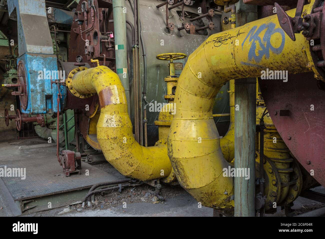 abandoned industrial facility Stock Photo - Alamy