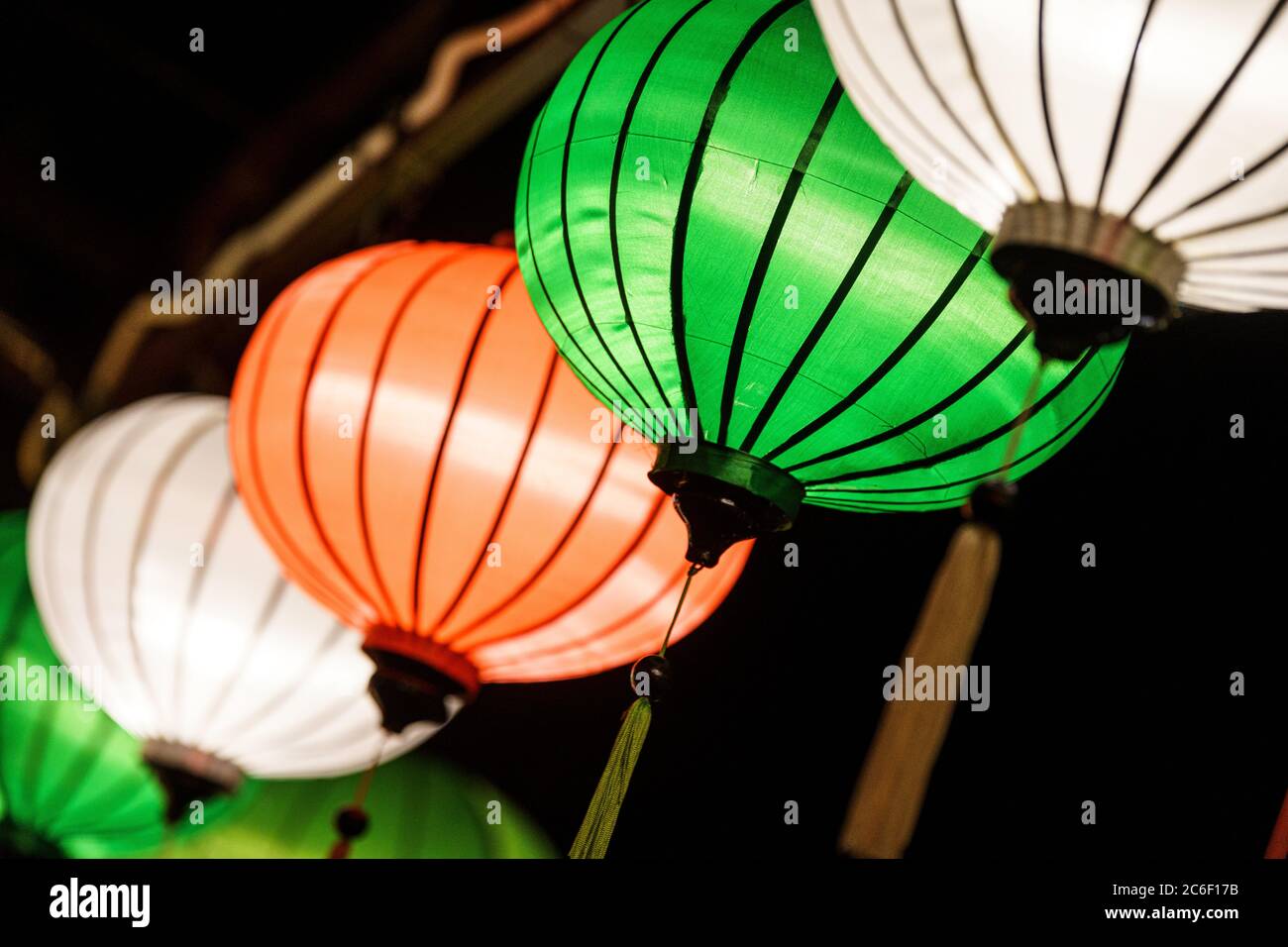 Asia street lamps hi-res stock photography and images - Alamy