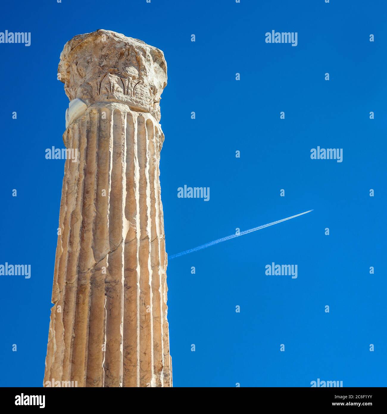 Antique greek temple column detail Stock Photo - Alamy