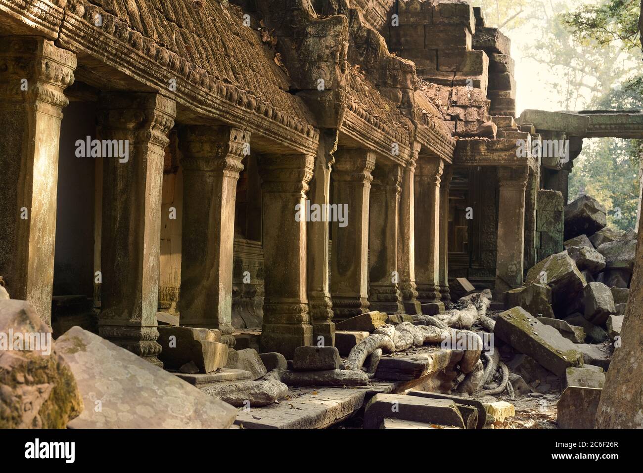 Columns of the remains of an Angkor wat temple during a sunny day Stock ...