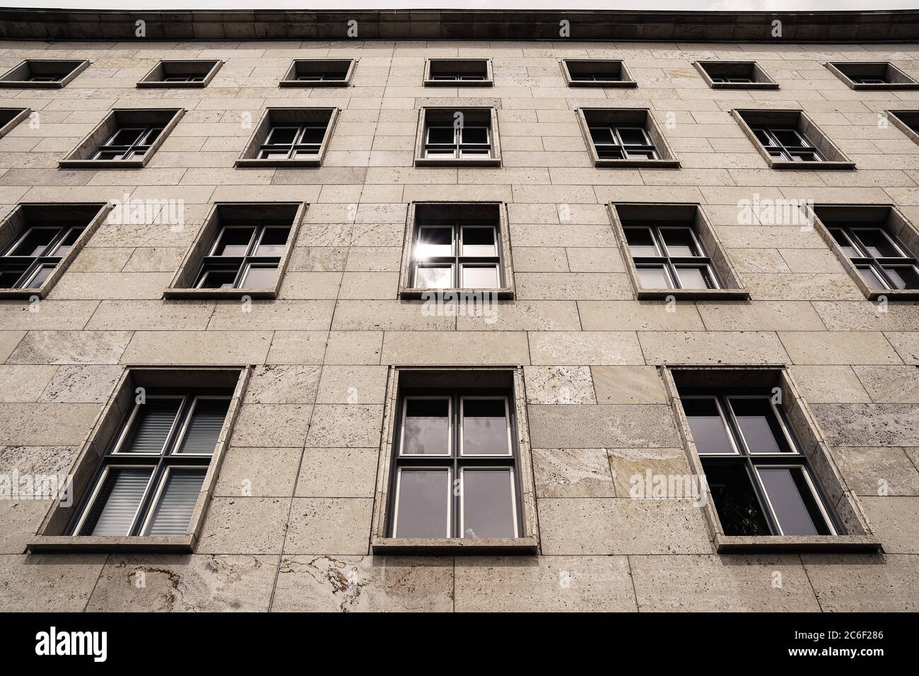 Large rectangular windows hi-res stock photography and images - Alamy