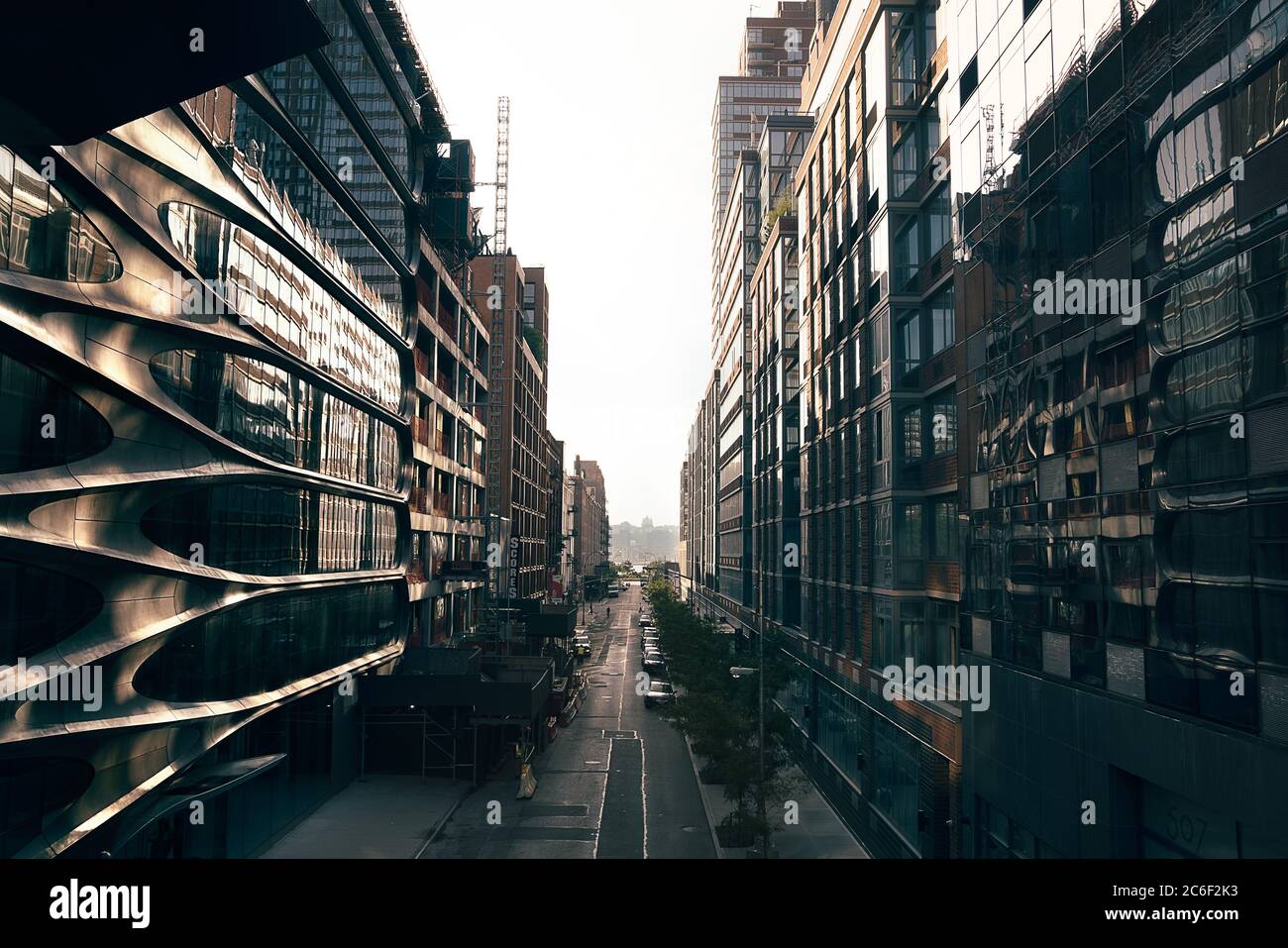 Empty streets of manhattan hi-res stock photography and images - Alamy