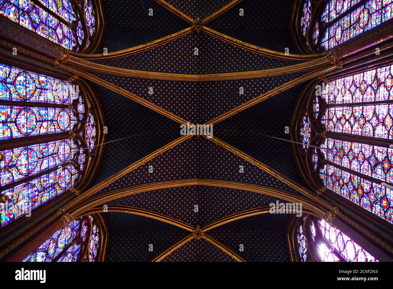 Lit ceiling hi-res stock photography and images - Alamy