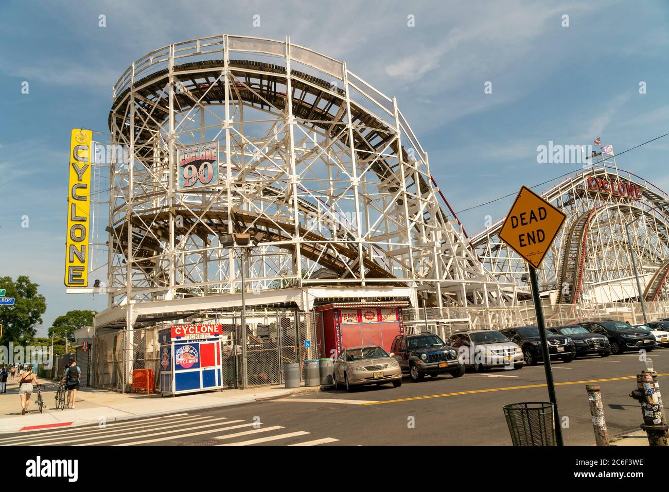 The cyclone roller coaster at coney island hi-res stock photography and ...