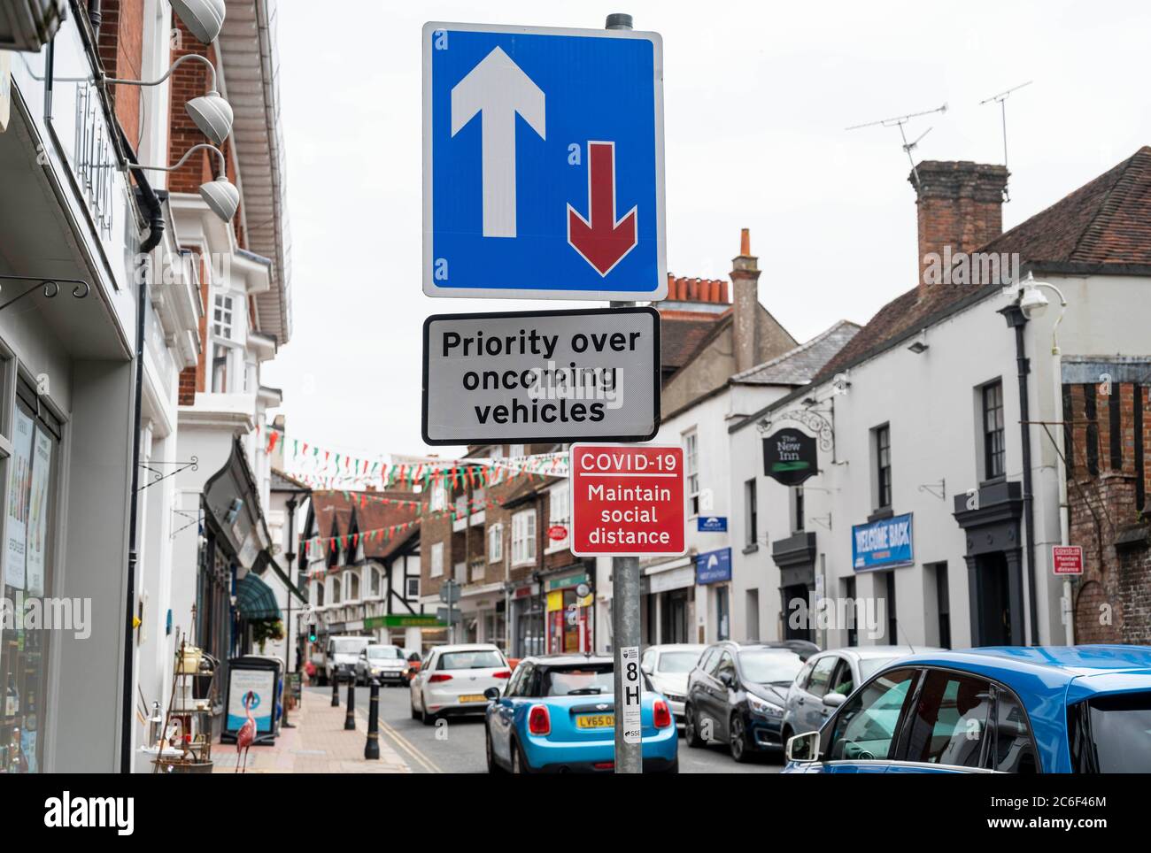 Village signs uk hi-res stock photography and images - Alamy