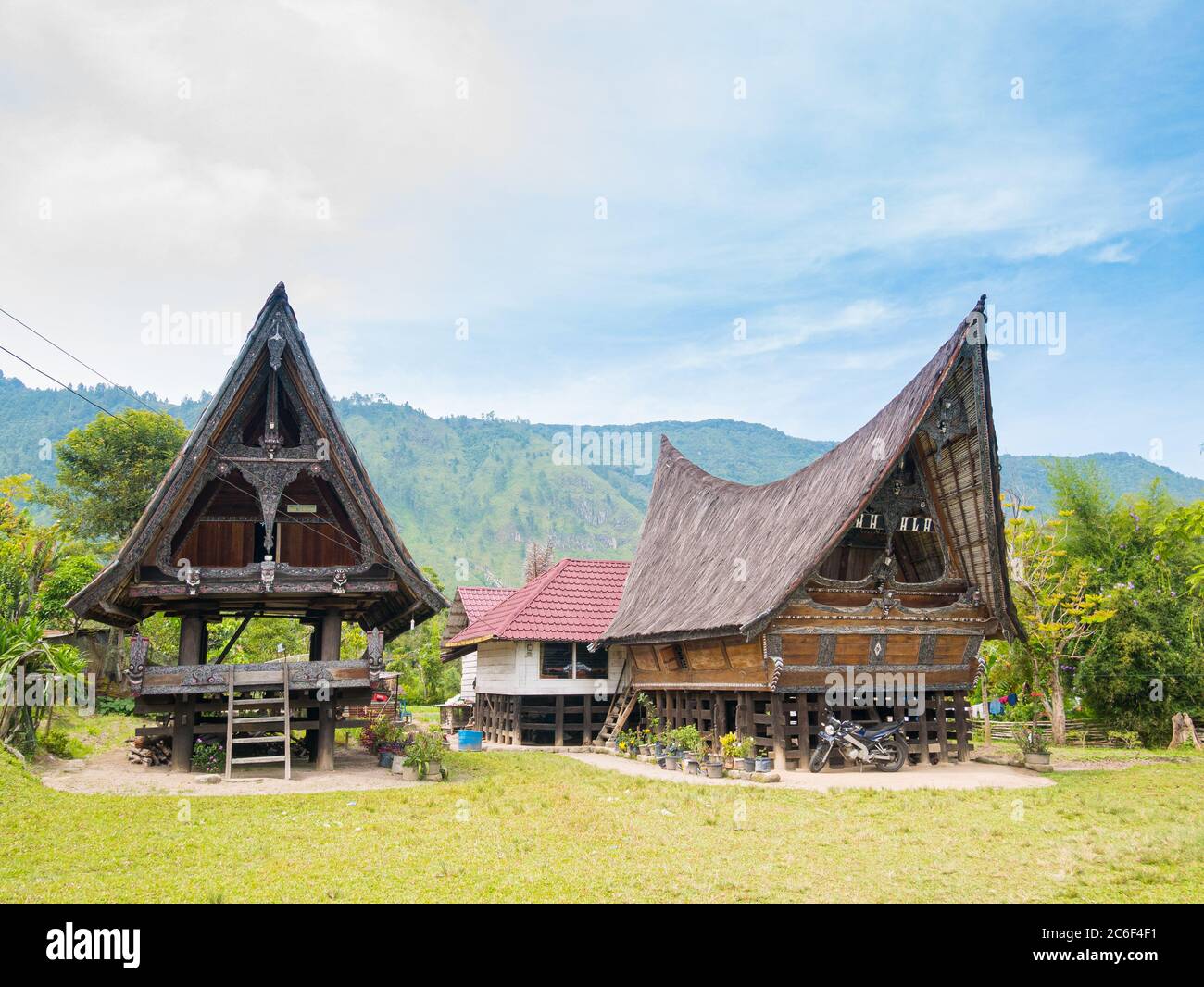 Toba batak sculpture hi-res stock photography and images - Alamy