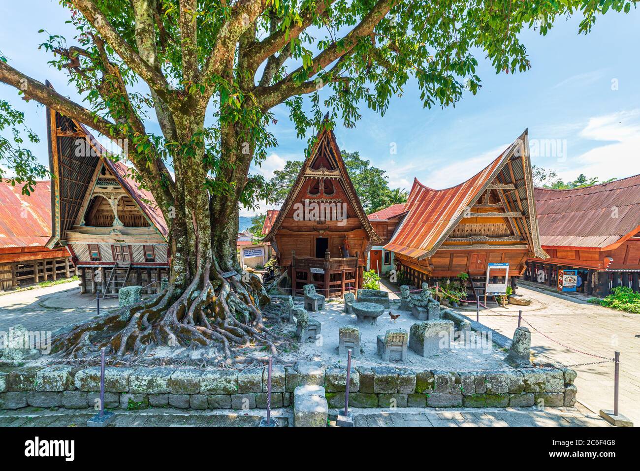 Batak houses at lake toba danau toba hi-res stock photography and ...