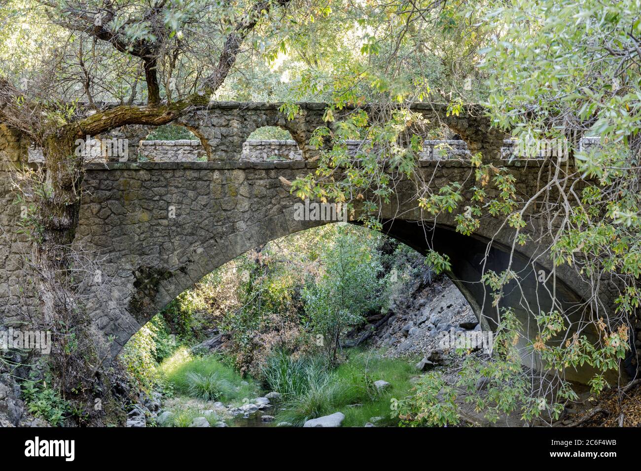 Arched pedestrian bridge hi-res stock photography and images - Alamy