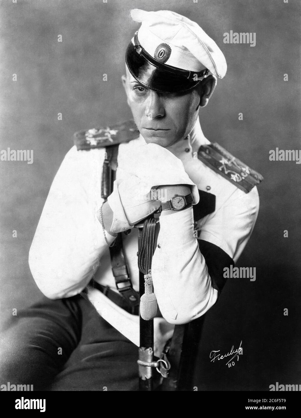 Eric Von Stroheim Film Eric Von Stroheim Hi Res Stock Photography And
