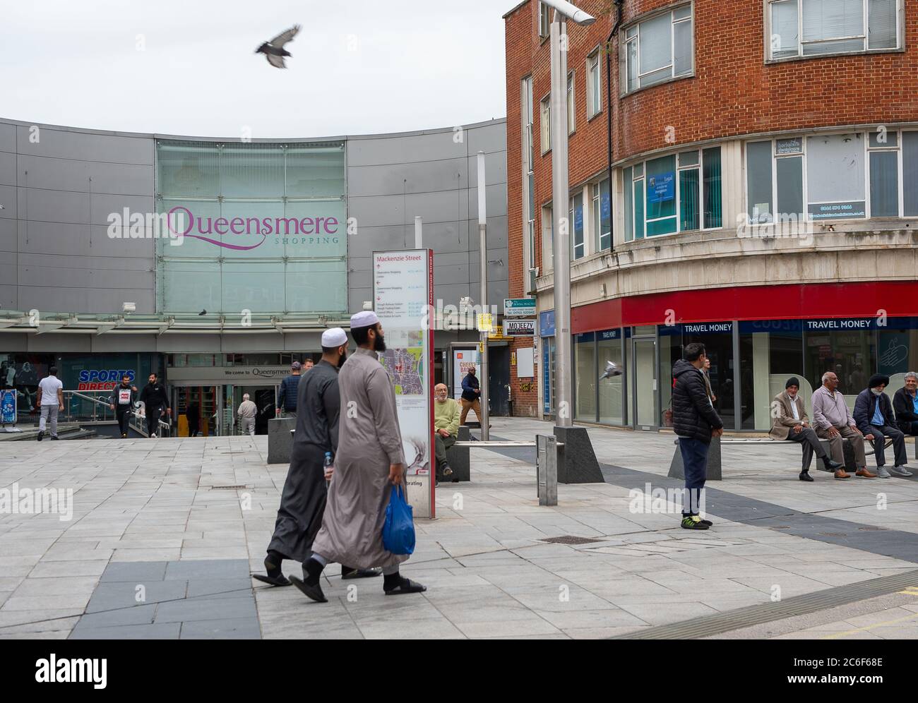 Slough Berkshire Uk 9th July 2020 Slough High Street Was Still