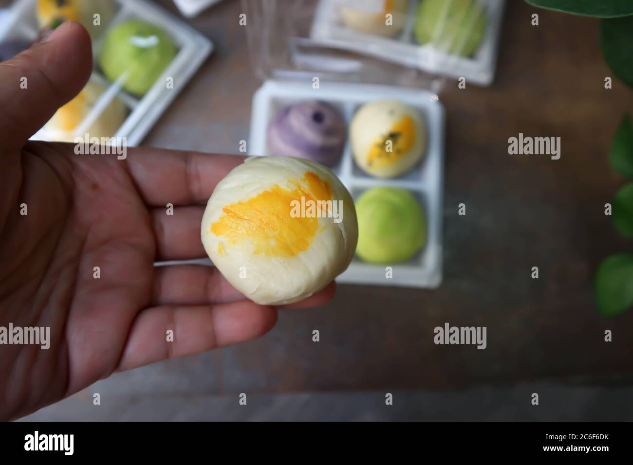 Chinese Spring Rolls, moon cake or Chinese pastry Stock Photo - Alamy