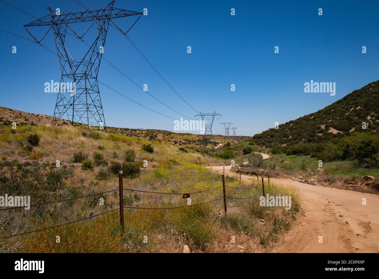 Power lines california hi-res stock photography and images - Alamy