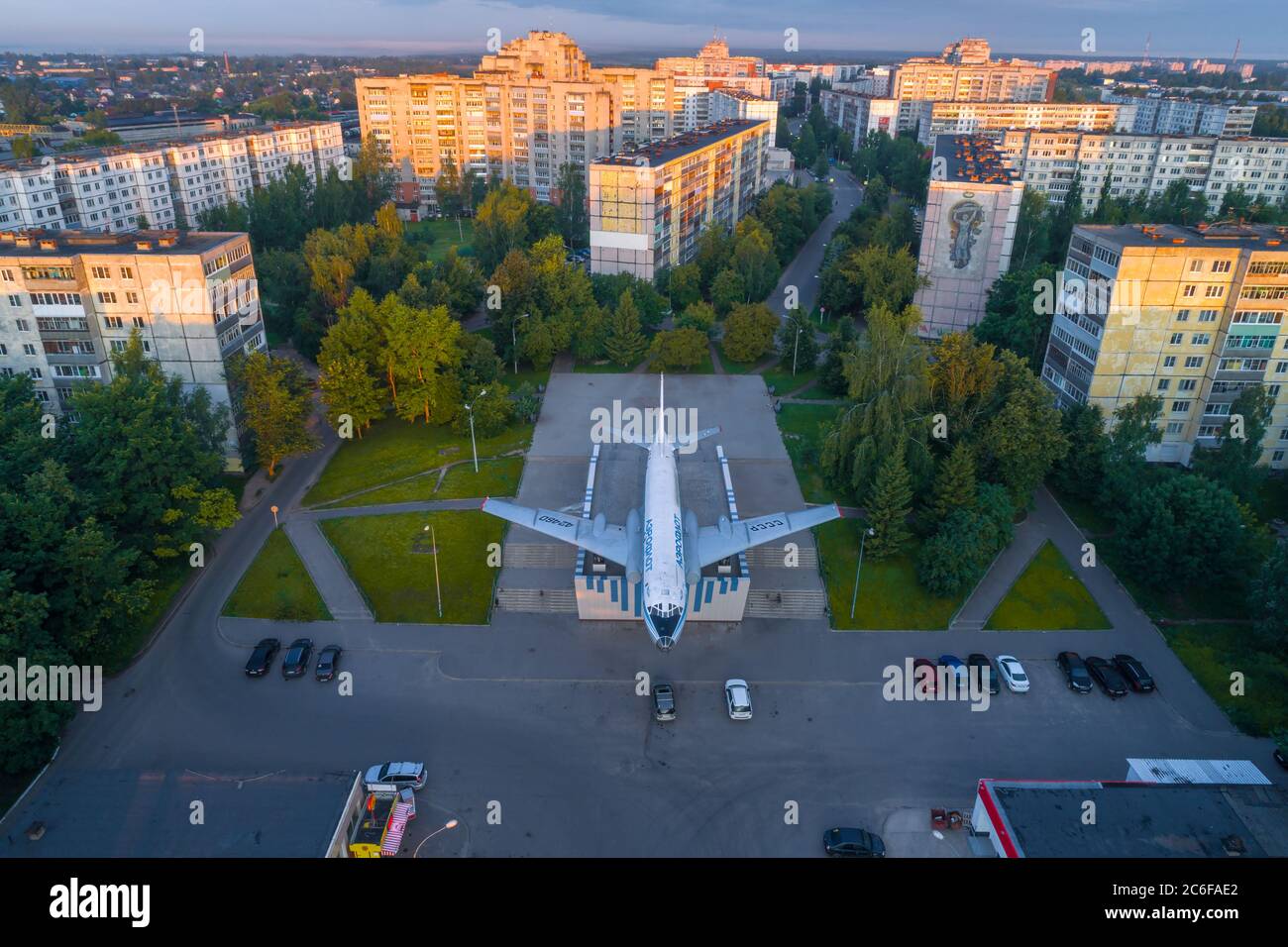 Tupolev tu 104 aircraft hi-res stock photography and images - Alamy