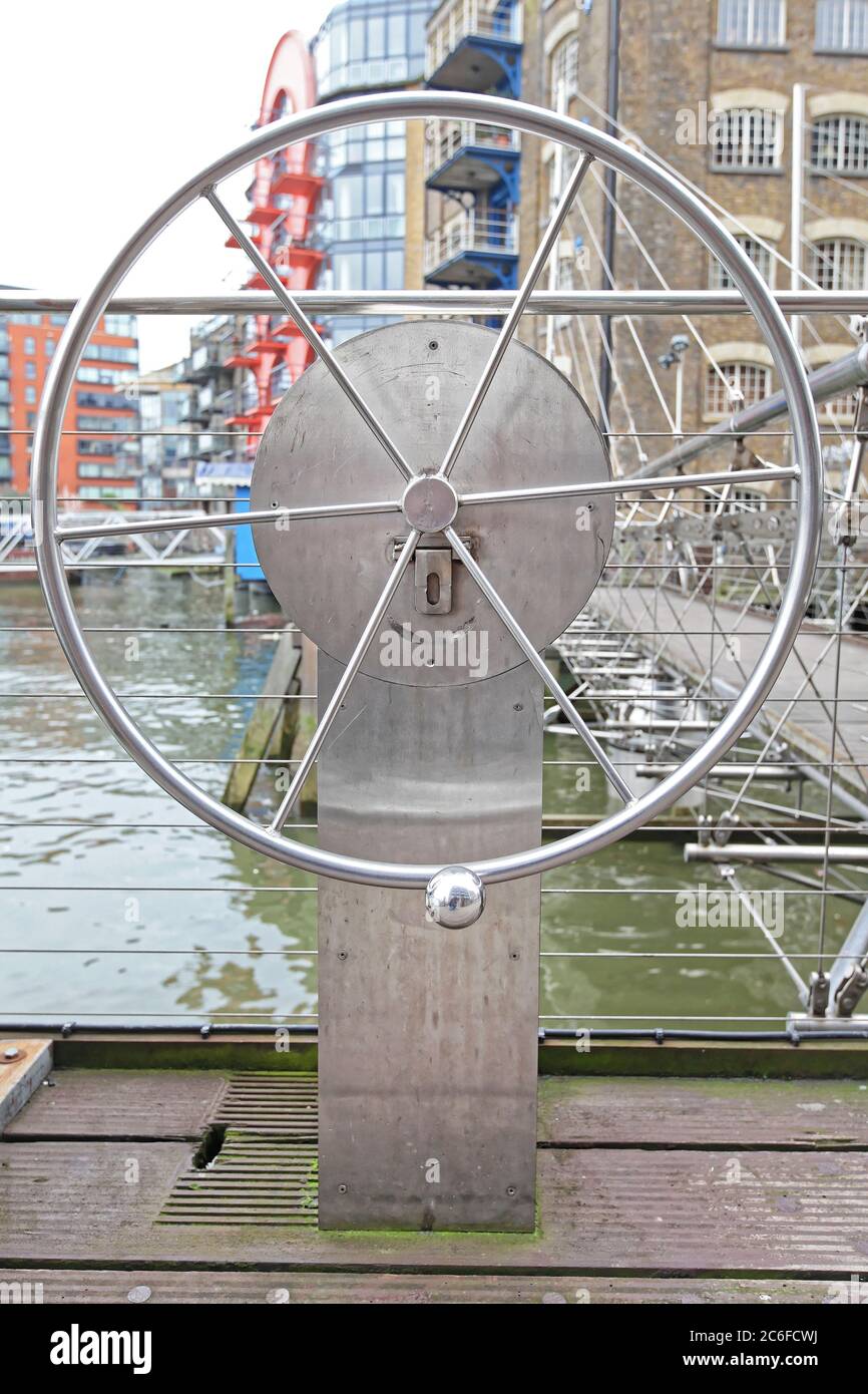 Long narrow suspension footbridge hi-res stock photography and images ...