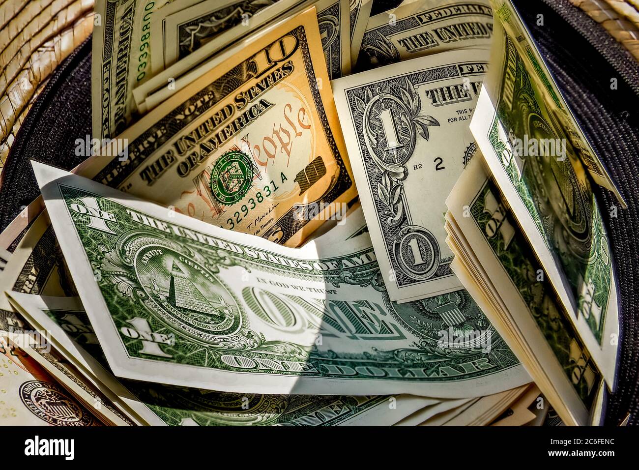 Stack of dollar bills hi-res stock photography and images - Alamy