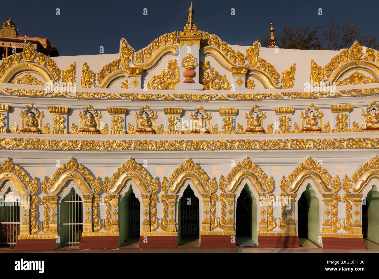 Thonze pagoda hi-res stock photography and images - Alamy