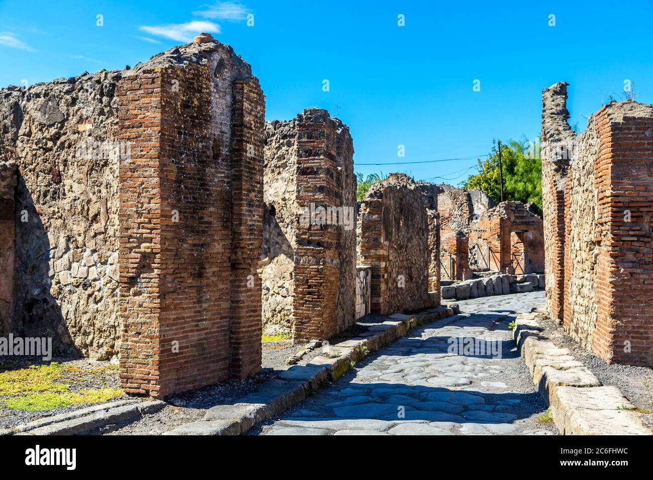 Pompeii city destroyed in 79BC by the eruption of Mount Vesuvius Stock ...
