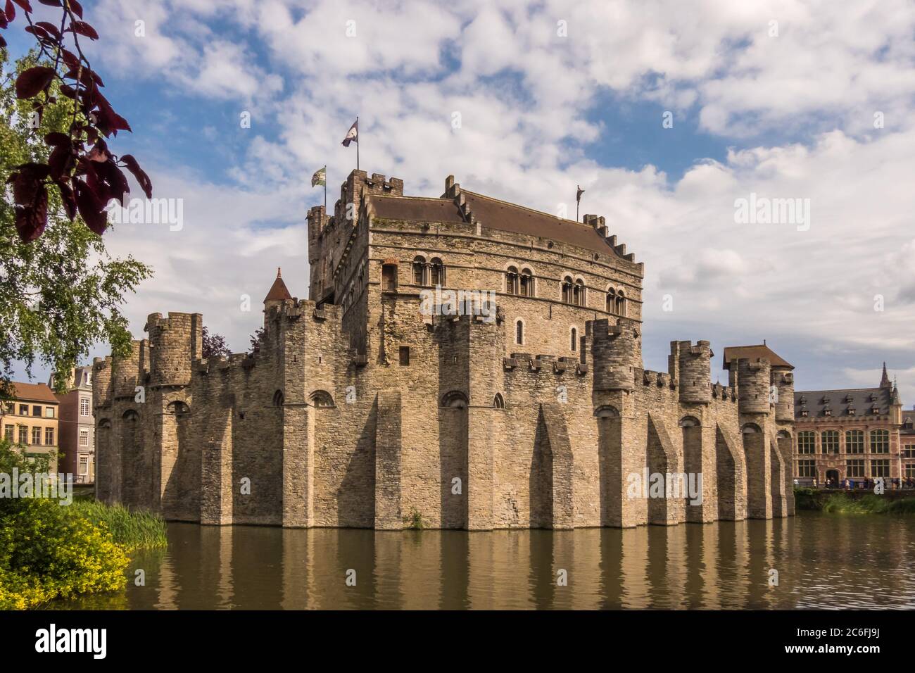 Medieval castle gravensteen hi-res stock photography and images - Alamy