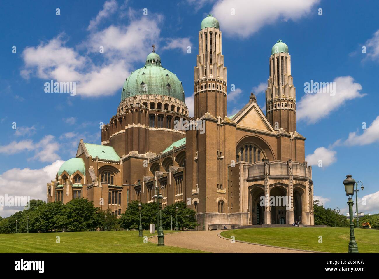 The National Basilica of the Sacred Heart in Brussels ranks fifth among ...