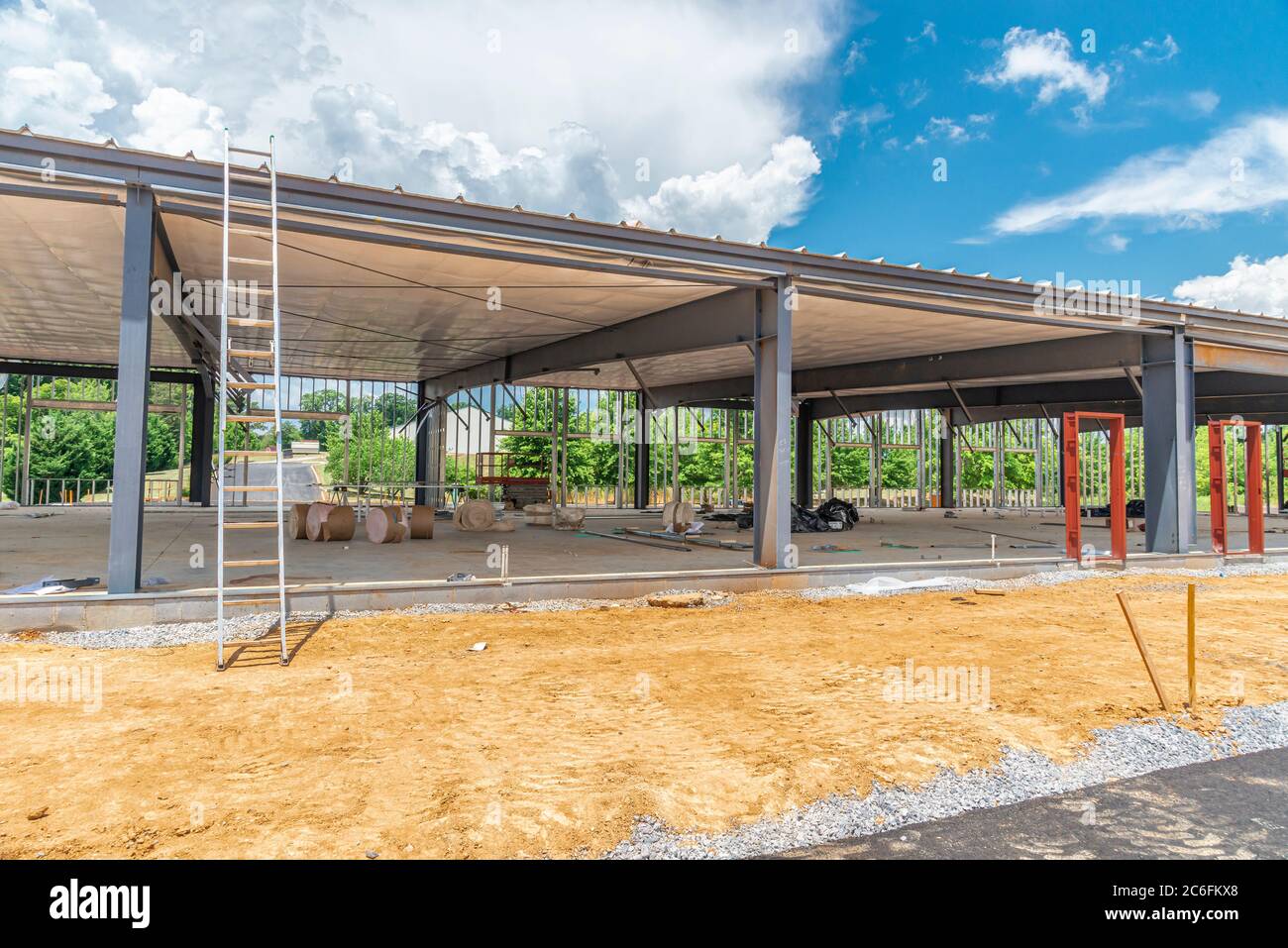 Commercial building building hi-res stock photography and images - Alamy