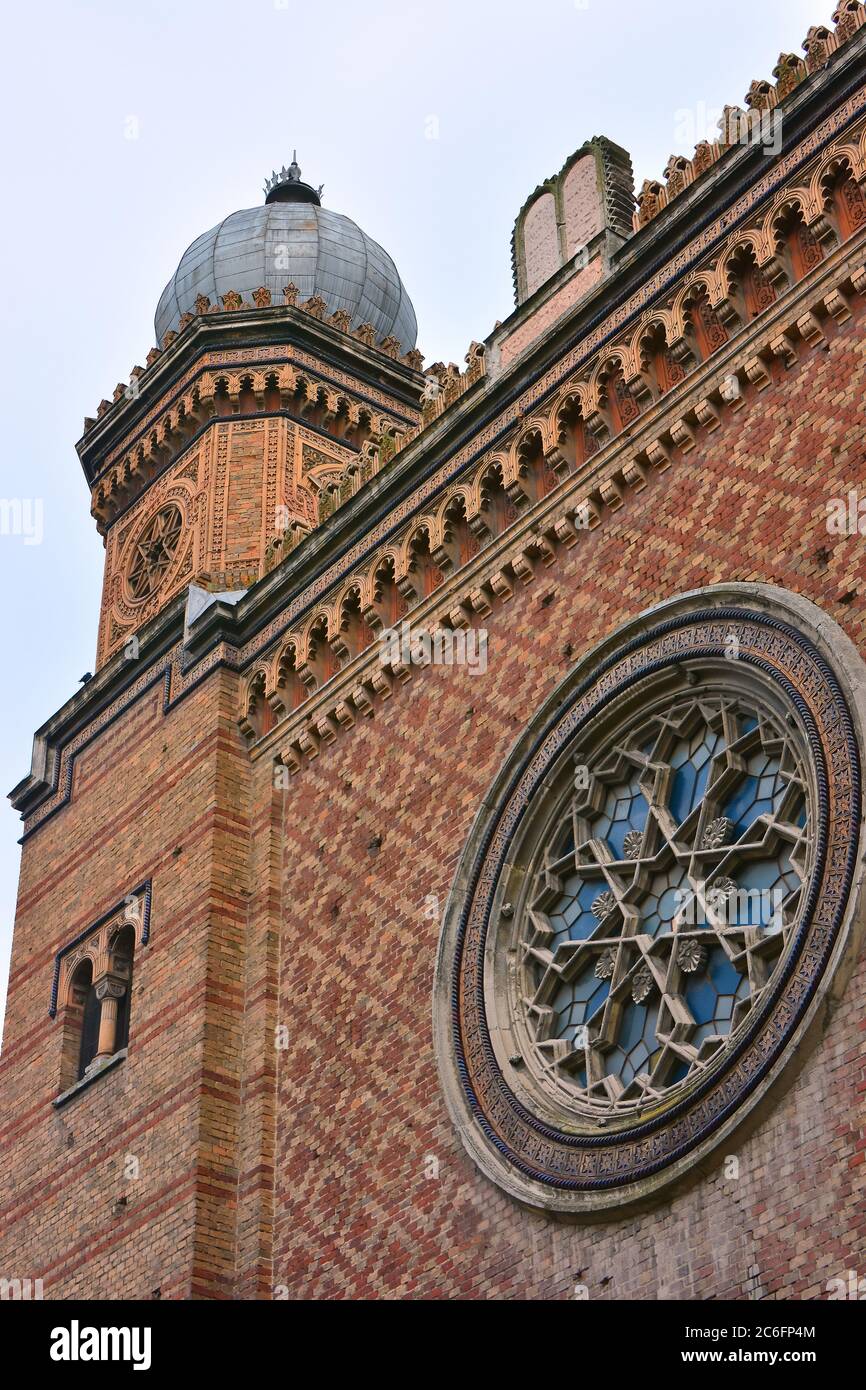 Cetate district hi-res stock photography and images - Alamy