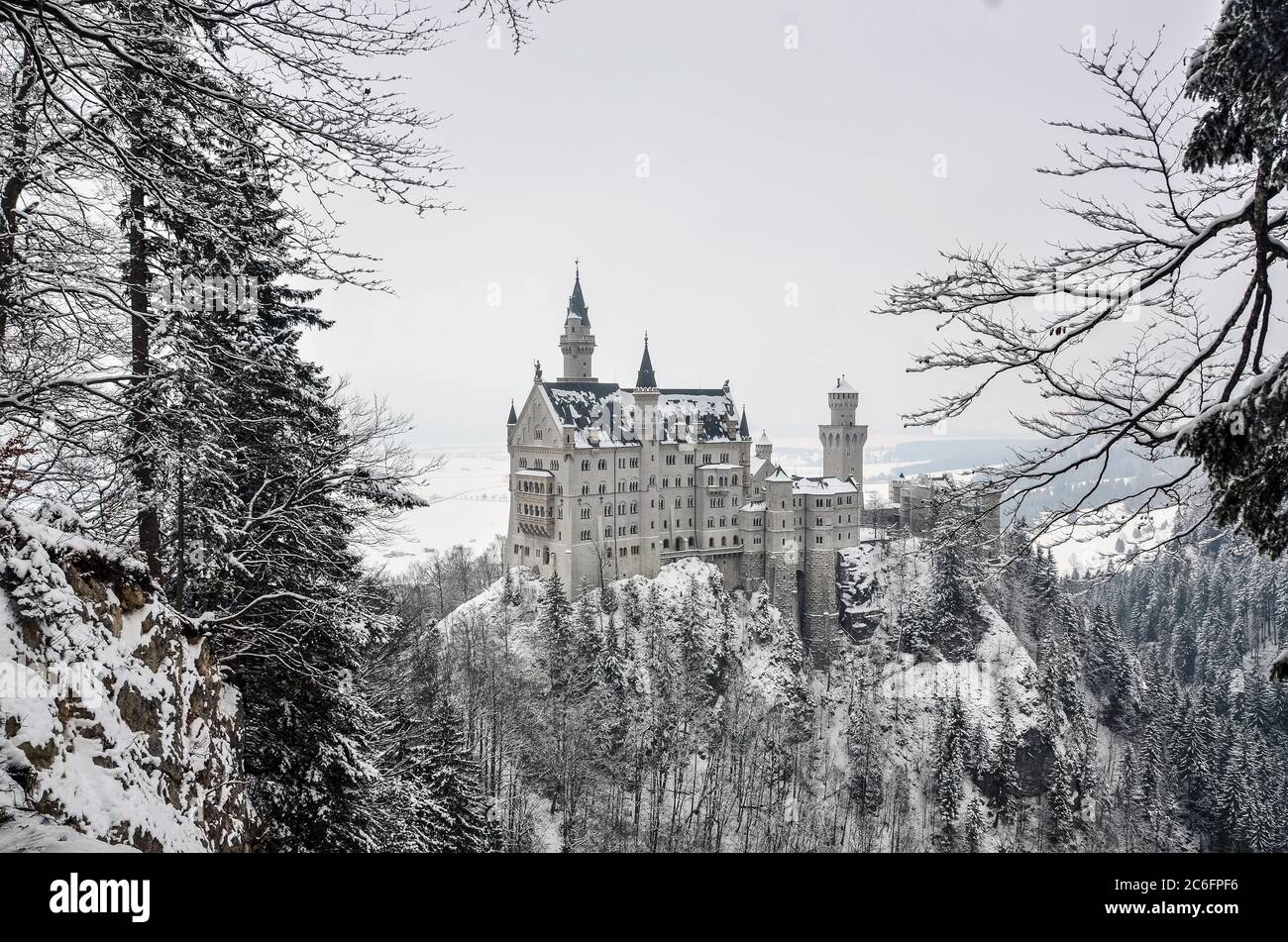 Neuschwanstein castle snow hi-res stock photography and images - Alamy