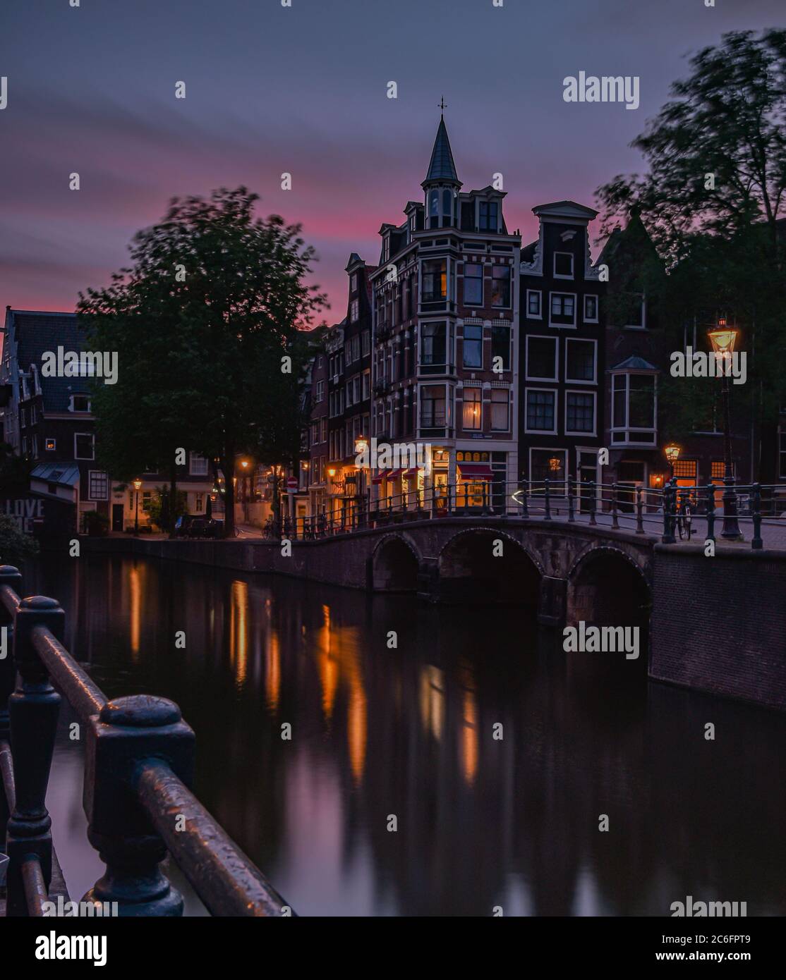 Grachten hi-res stock photography and images - Alamy