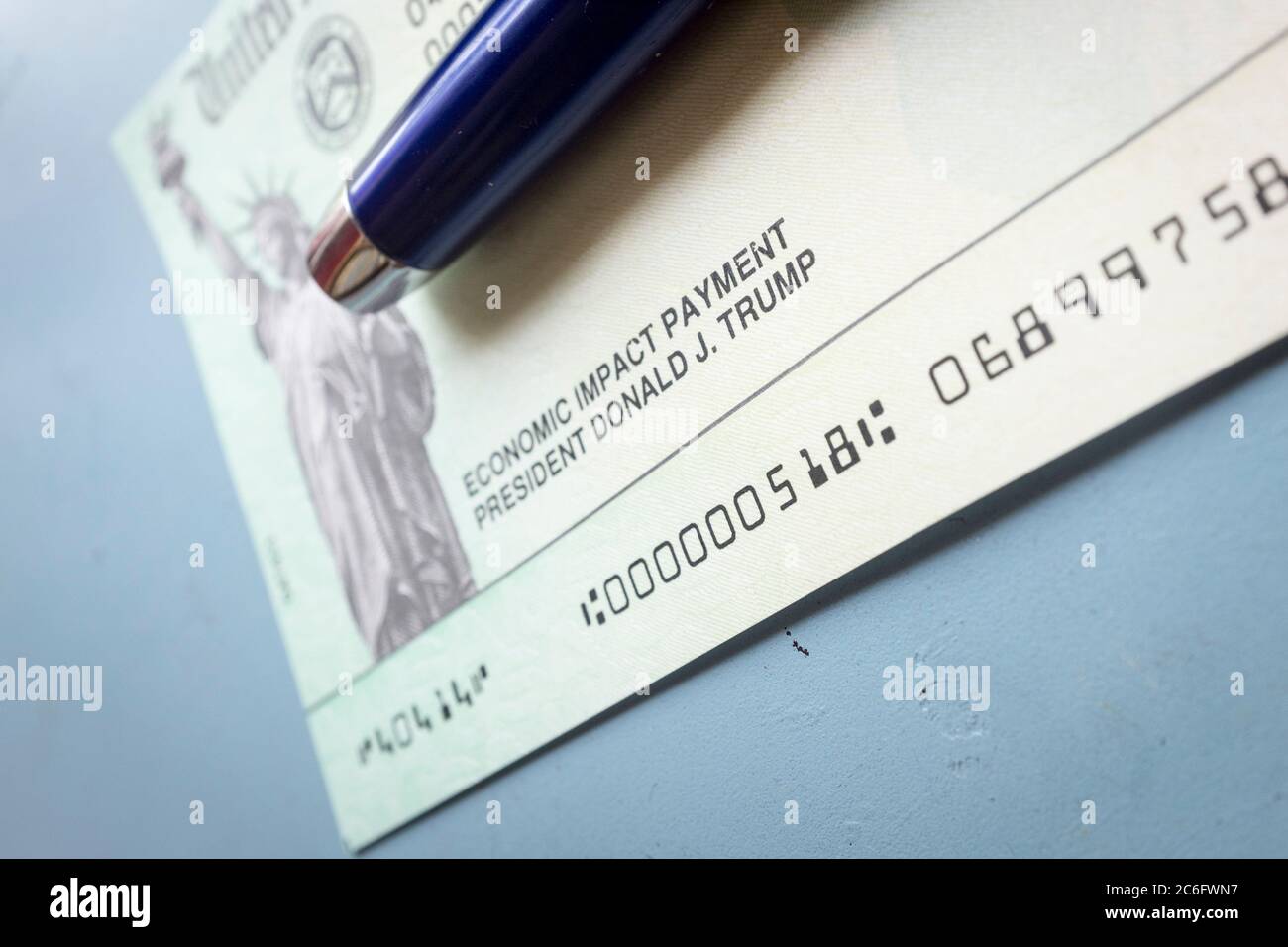 Stimulus check hi-res stock photography and images - Alamy