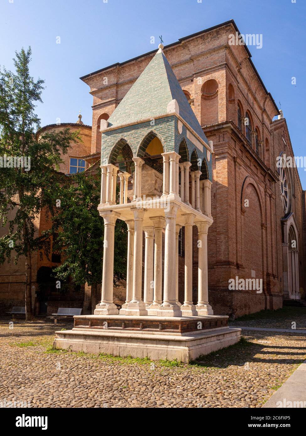 Tomb of rolandino depasseggeri hi-res stock photography and images - Alamy