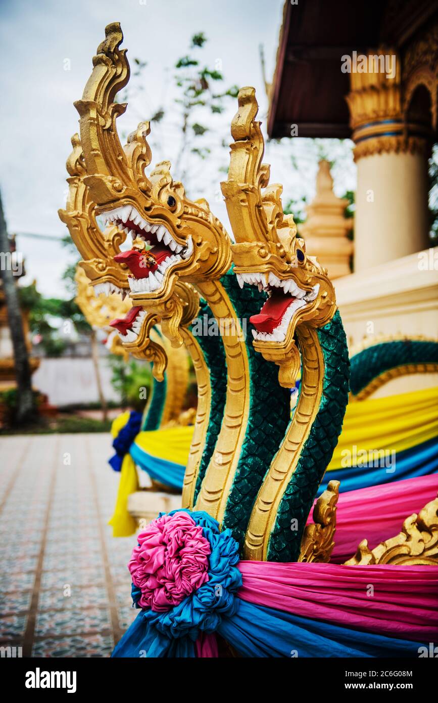 Golden dragon statue in Vientiane, Laos, Southeast Asia Stock Photo - Alamy
