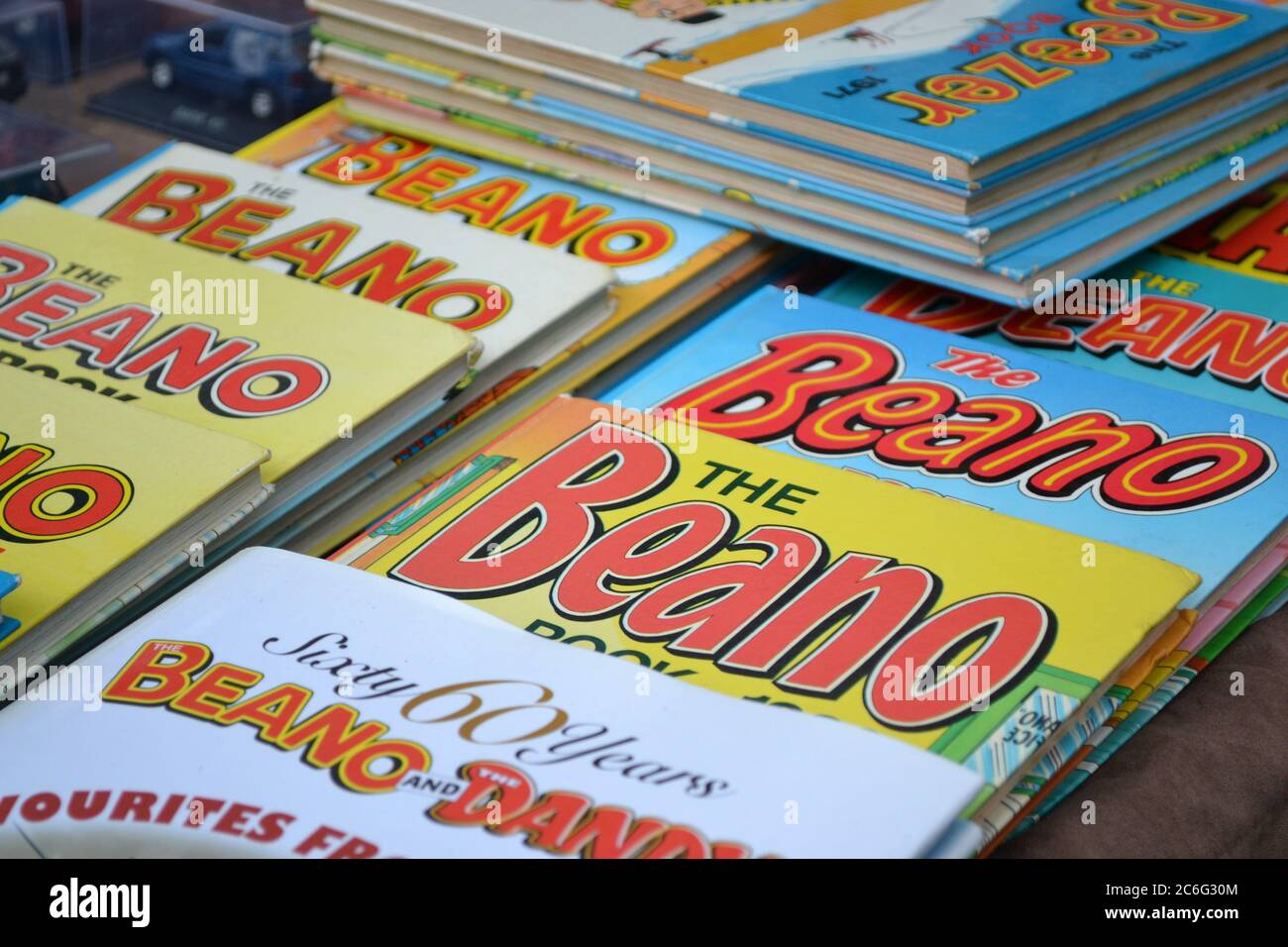 Vintage Beano Annuals Stock Photo - Alamy