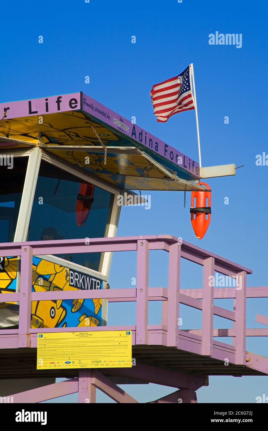 Los angeles lifeguard tower hi-res stock photography and images - Alamy