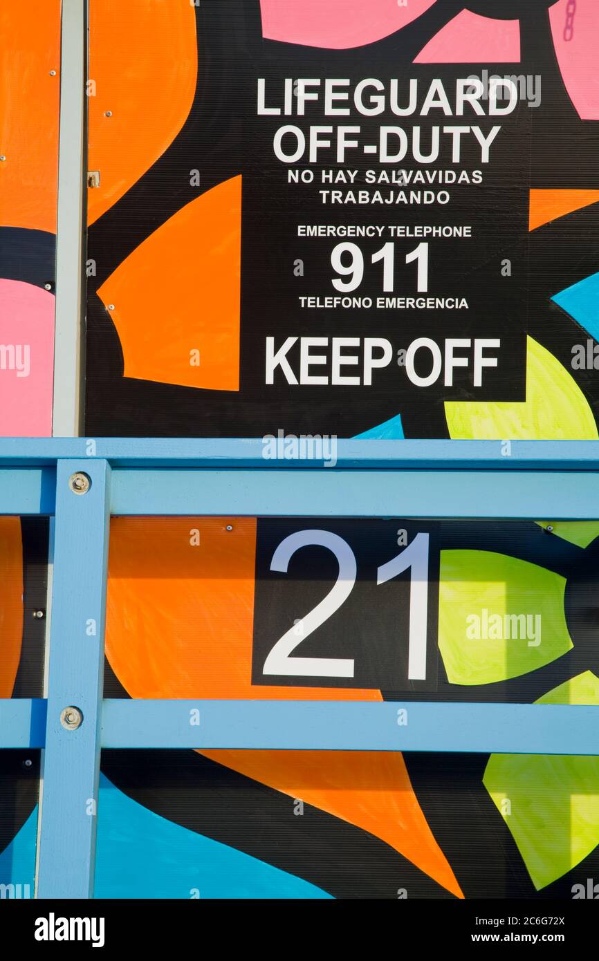 Los Angeles Lifeguard Tower High Resolution Stock Photography and ...