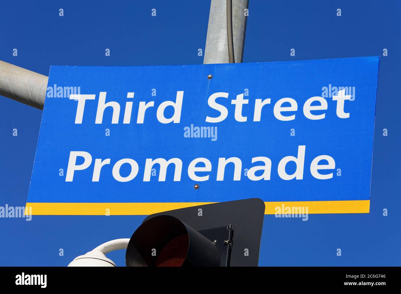 Third street mall hi-res stock photography and images - Alamy