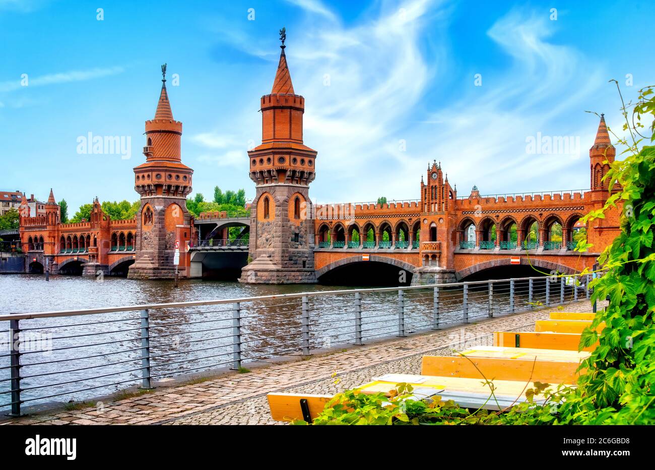 Berlin germany oberbaumbruecke between berlin kreuzberg hi-res stock ...