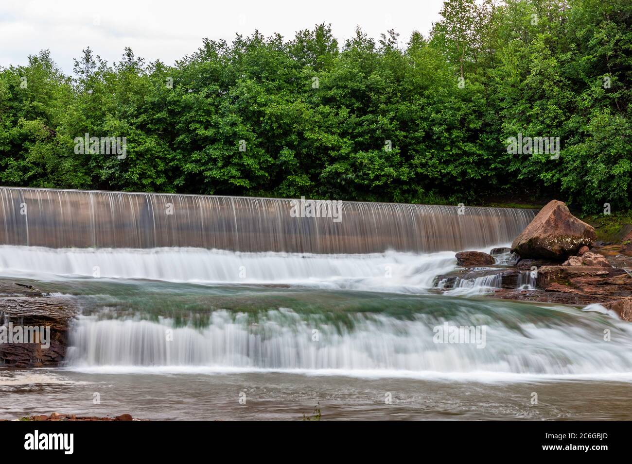 Surrounded by waterfalls hi-res stock photography and images - Alamy