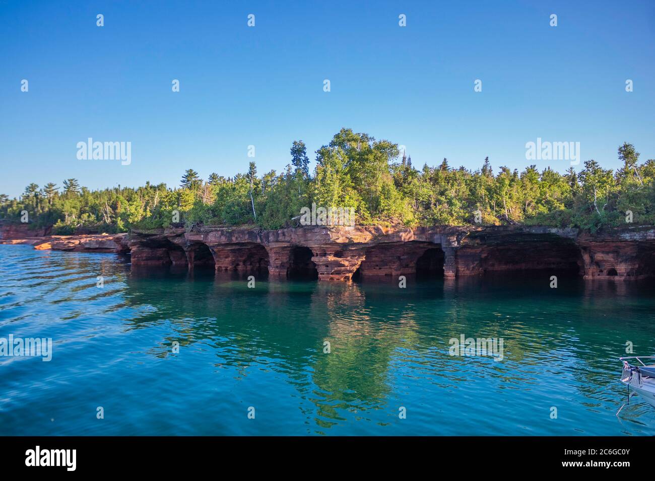 Beautiful Rock Formations and Sea Caves in the Apostle Islands National ...
