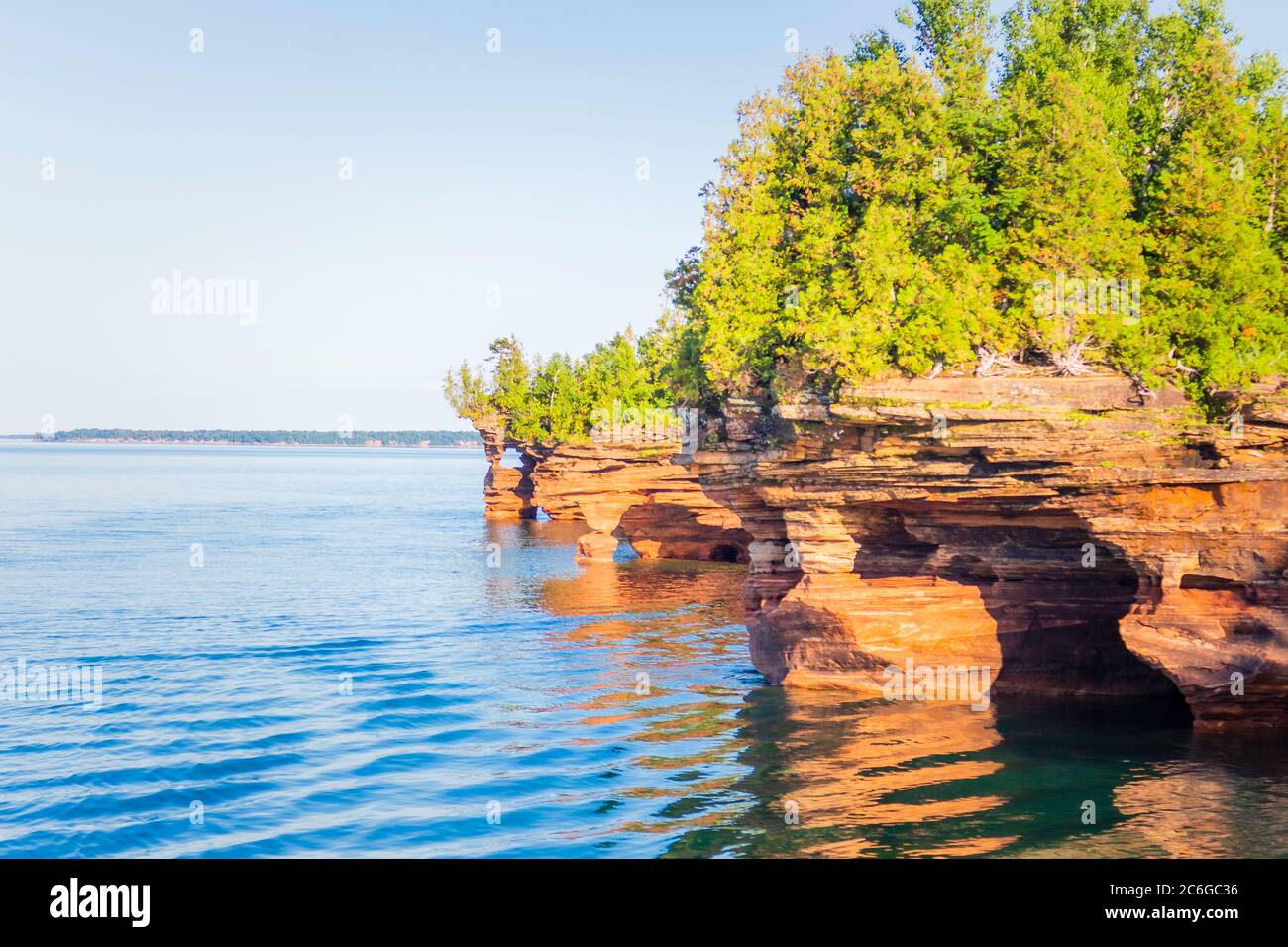 Beautiful Rock Formations and Sea Caves in the Apostle Islands National ...